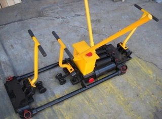 Hydraulic Rail Pulling and Pushing Device-Wuhan Linkage Track Equipment ...